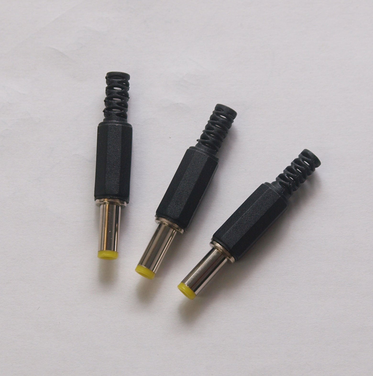 Power connector for Xiegu X5105 (3-pack) – Sinotel UK